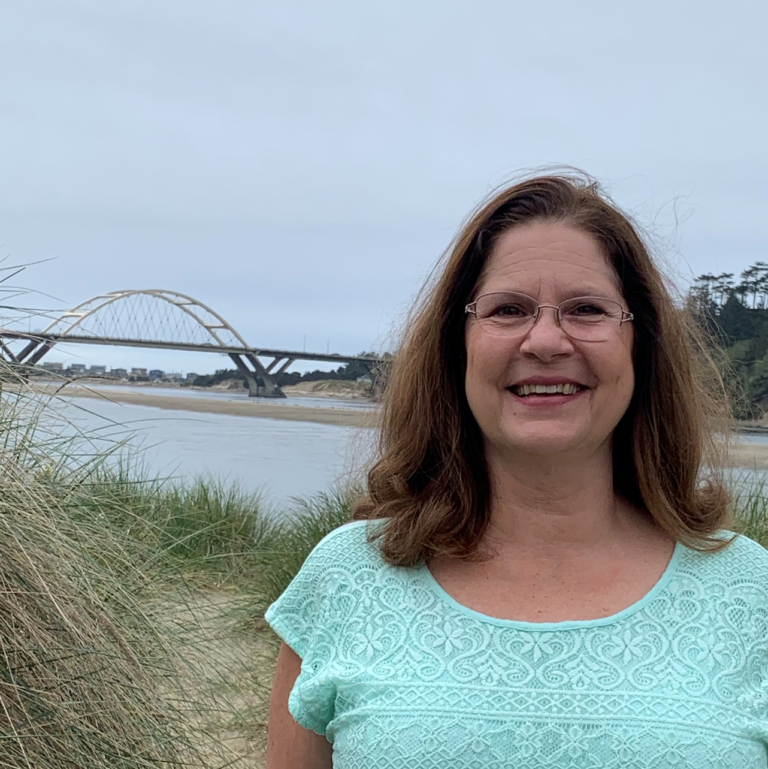 Tami Atkinson – Altrusa International District Twelve